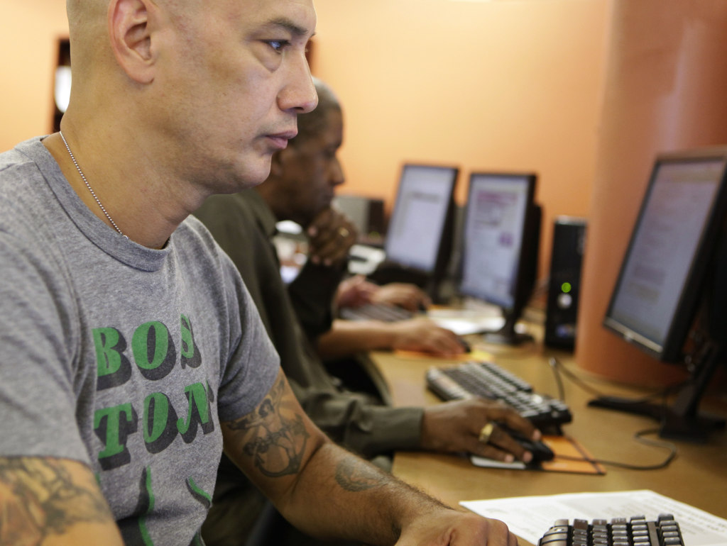 IDES: Illinoisans must file résumés to receive unemployment payments