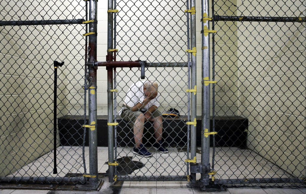 Reforming Illinois’ nonviolent Class 4 felony statutes | Illinois Policy