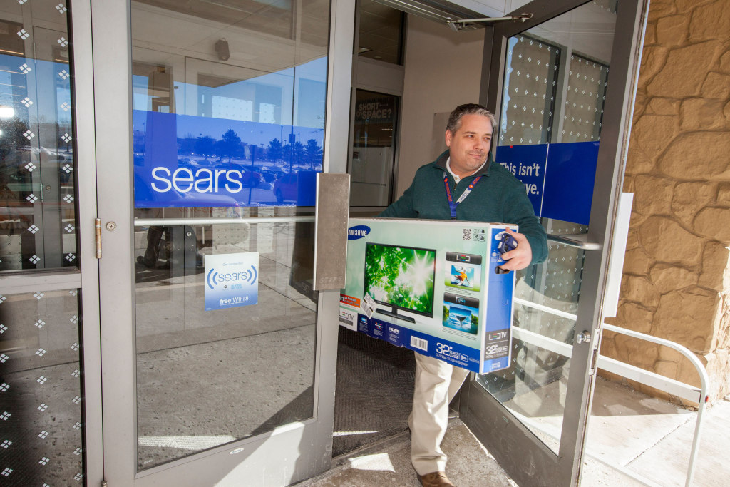 Illinois’ July WARN report shows nearly 1,500 mass layoffs