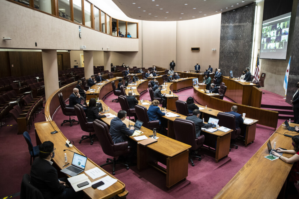 Annual salary for Chicago aldermen rises to $143,000 a year