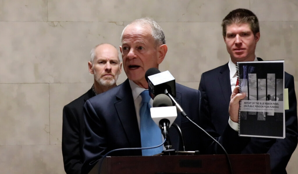 Taxpayer advocates push fixes for Chicago’s massive pension debt